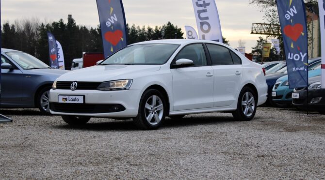 Automobiliai - https://lauto.lt/